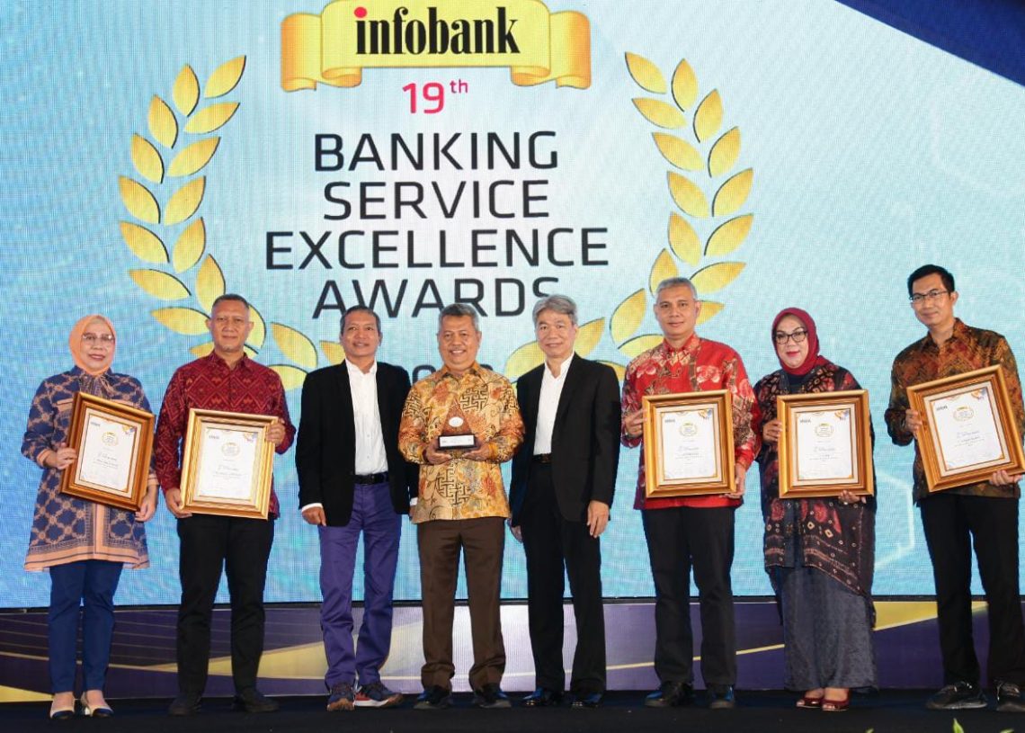 Bank Sumsel Babel Borong 5 Penghargaan Infobank Banking Service ...