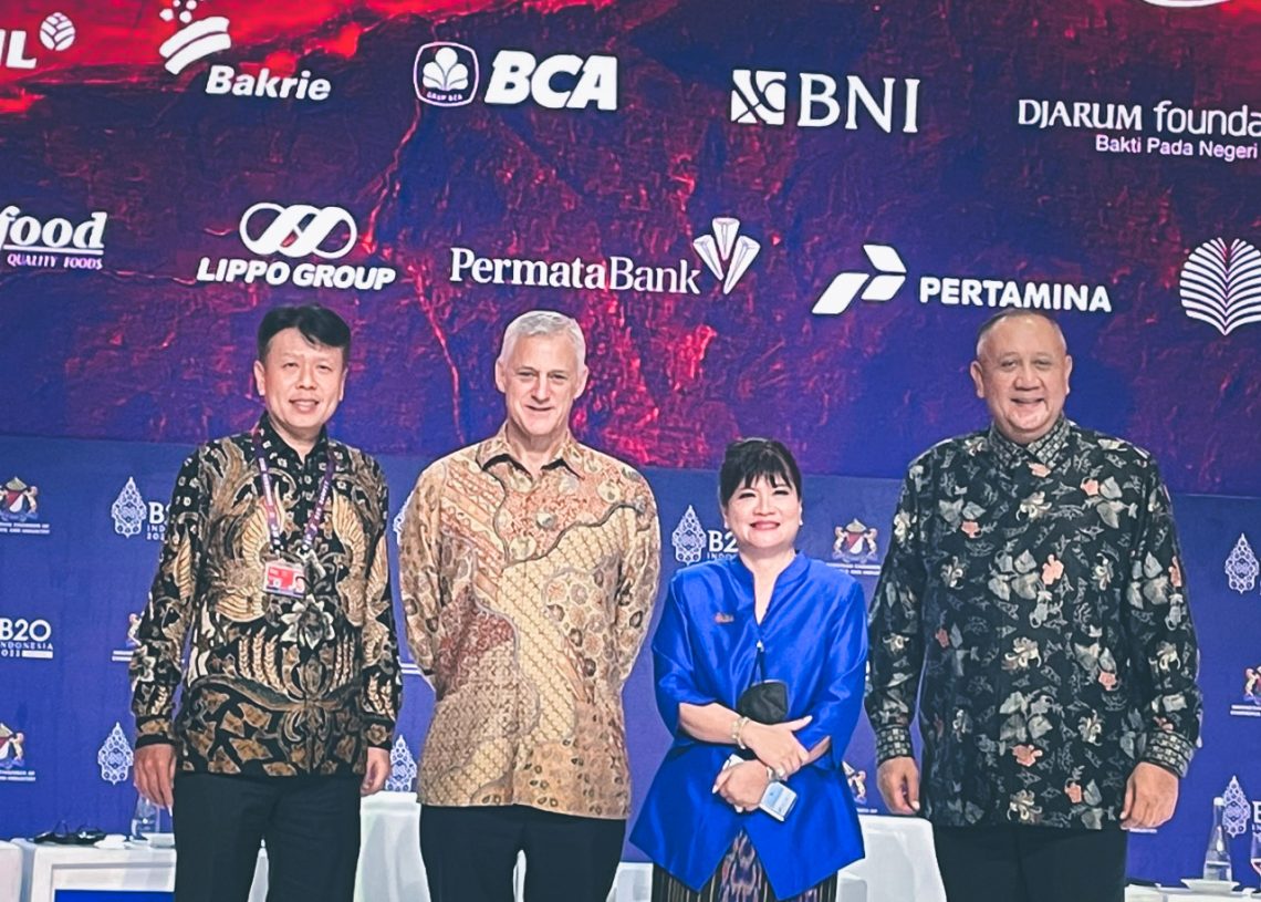 Standard Chartered Tekankan Pentingnya Kolaborasi untuk Mencapai ...