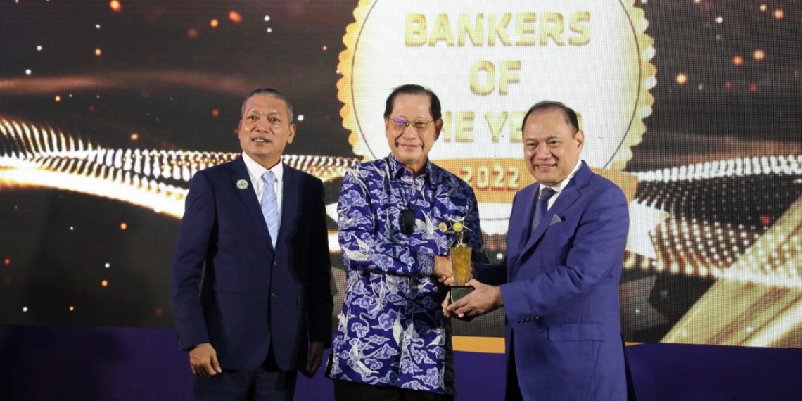 Tiga Petinggi BCA Raih Penghargaan di Infobank Top 100 CEO & The Next ...