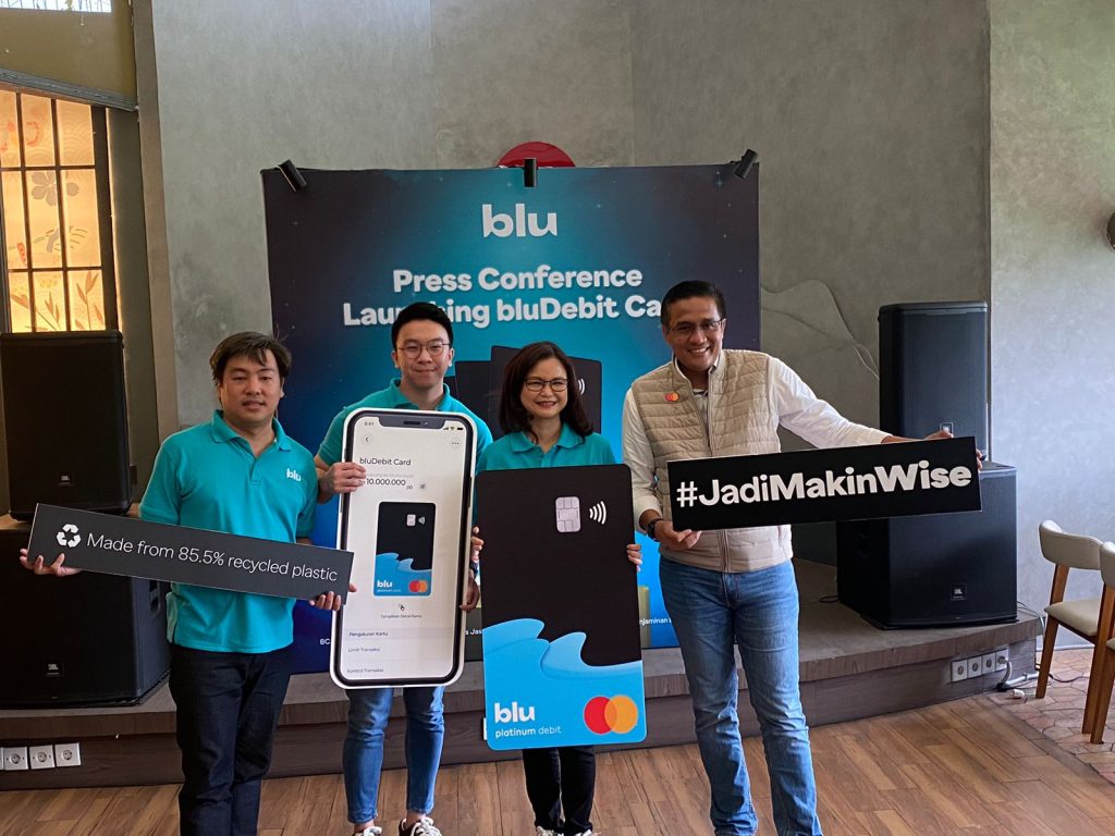 blu by BCA Digital Luncurkan Kartu Debit Fisik, Ini Keunggulannya ...