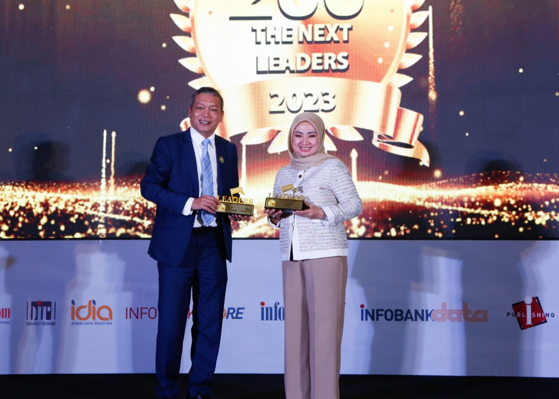 Konsisten Akselerasi Bisnis, 3 Direksi Bank BJB Raih Penghargaan dari Infobank | Infobanknews