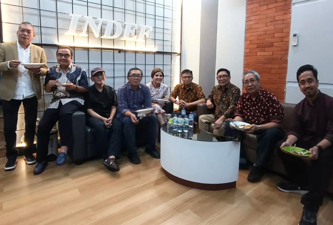 Pemikiran Faisal Basri Ekonom Senior INDEF dan Joseph Stiglitz - Paul ...