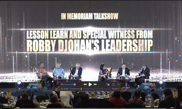 Mengenang Bankir Legendaris Robby Djohan di Film The Story of a ...