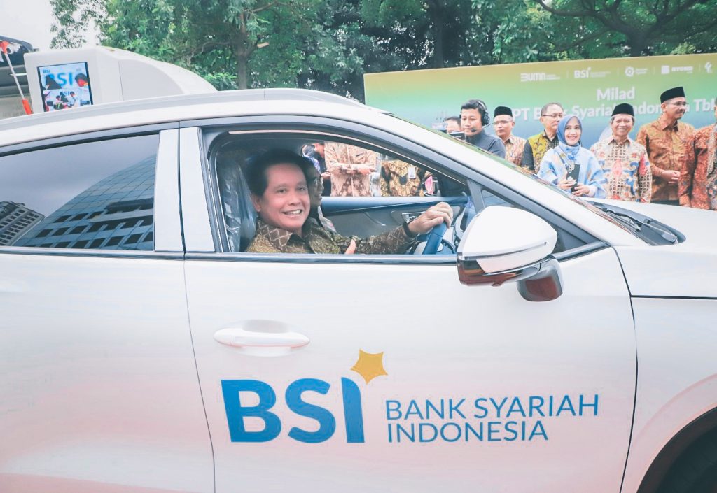 Dukung Implementasi ESG, BSI Luncurkan Mobil Operasional Listrik dan Digital Carbon Tracking ...