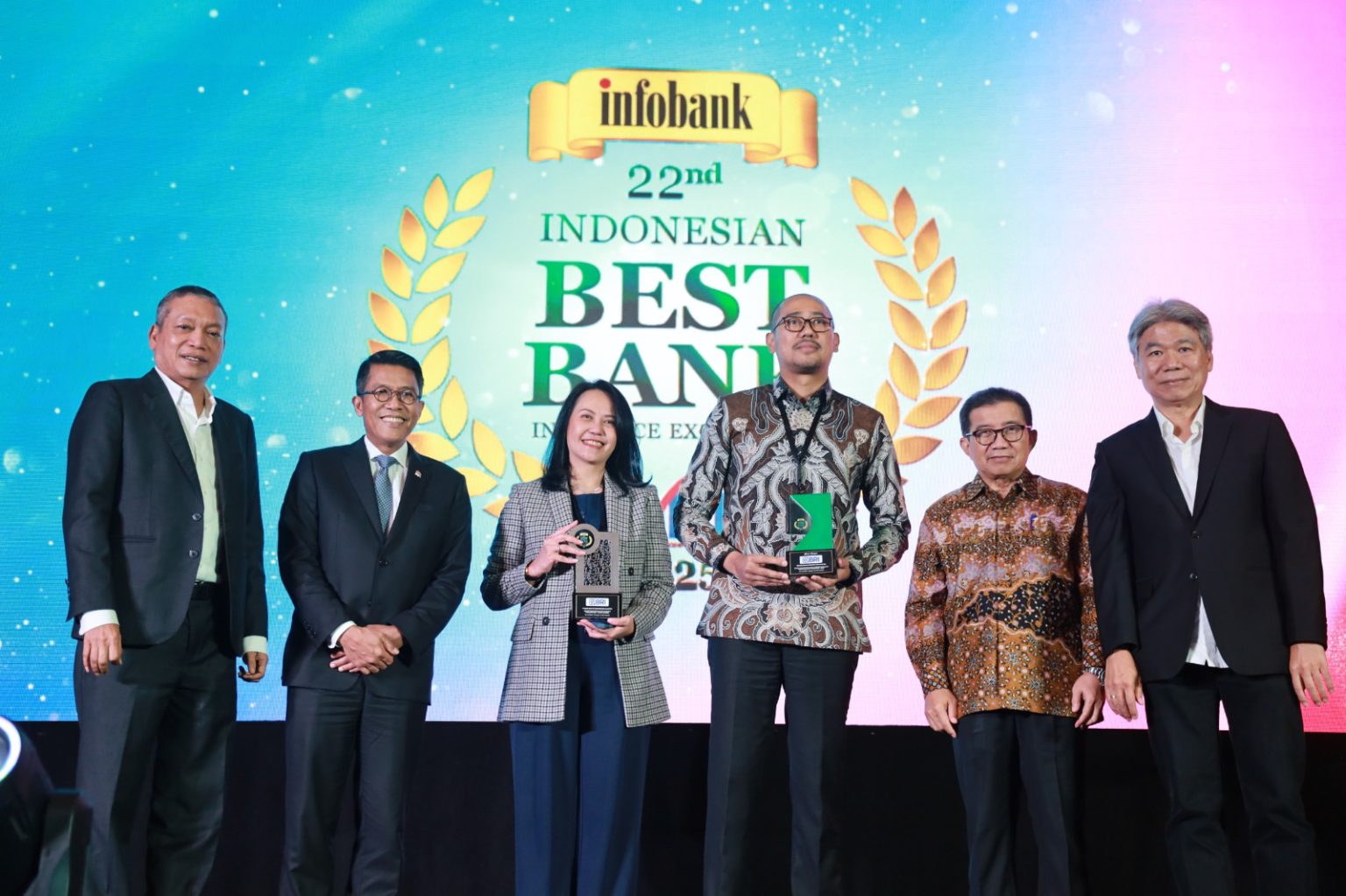 Totalitas Berinovasi, BRI Sabet Titanium Trophy di Ajang Infobank-MRI BSE Awards 2025 | Infobanknews
