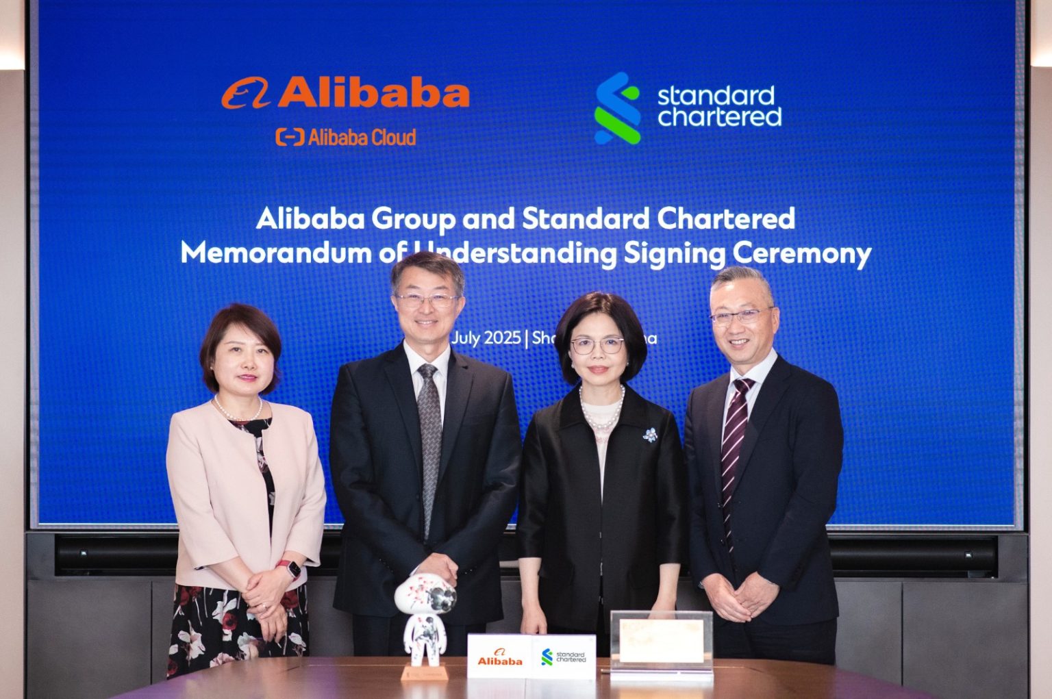 Standard Chartered Gandeng Alibaba, Tingkatkan Efisiensi dan Pengalaman ...